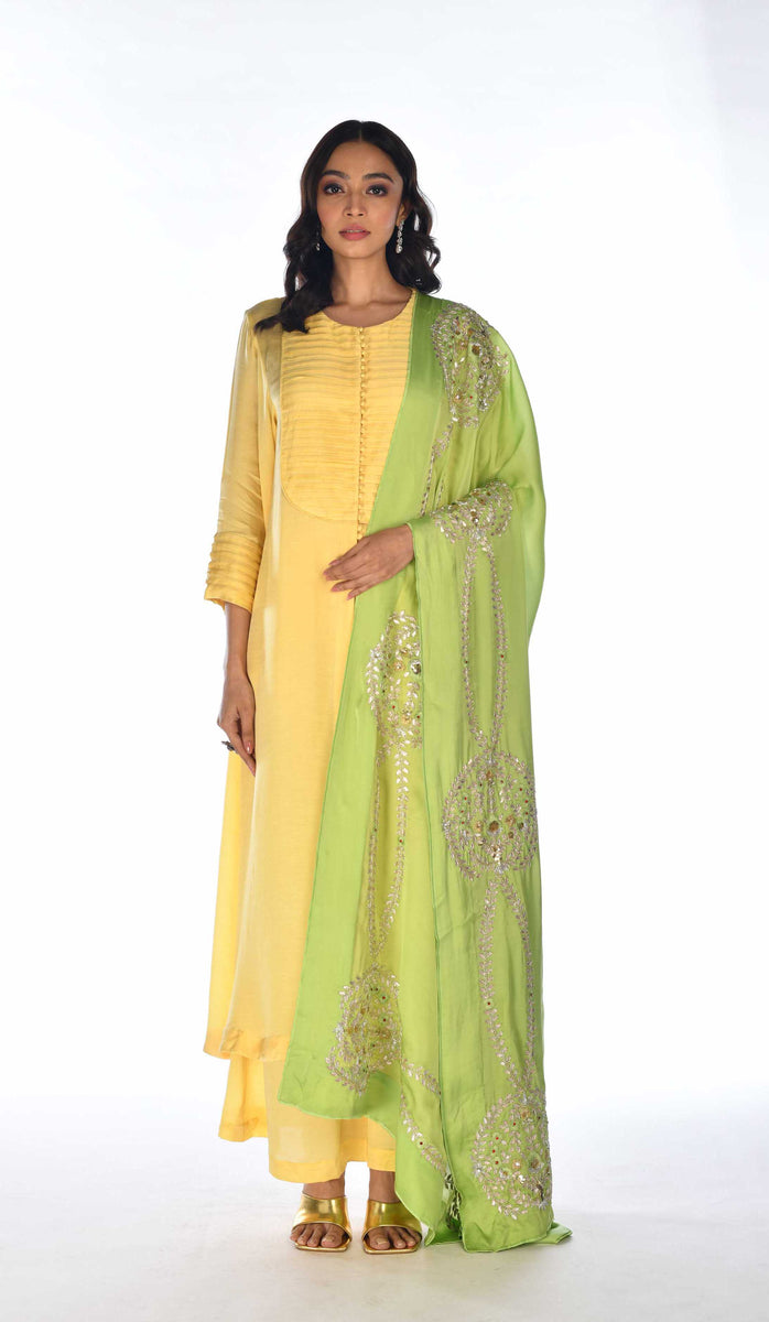 Embroidered Kurta Set – Isadaa