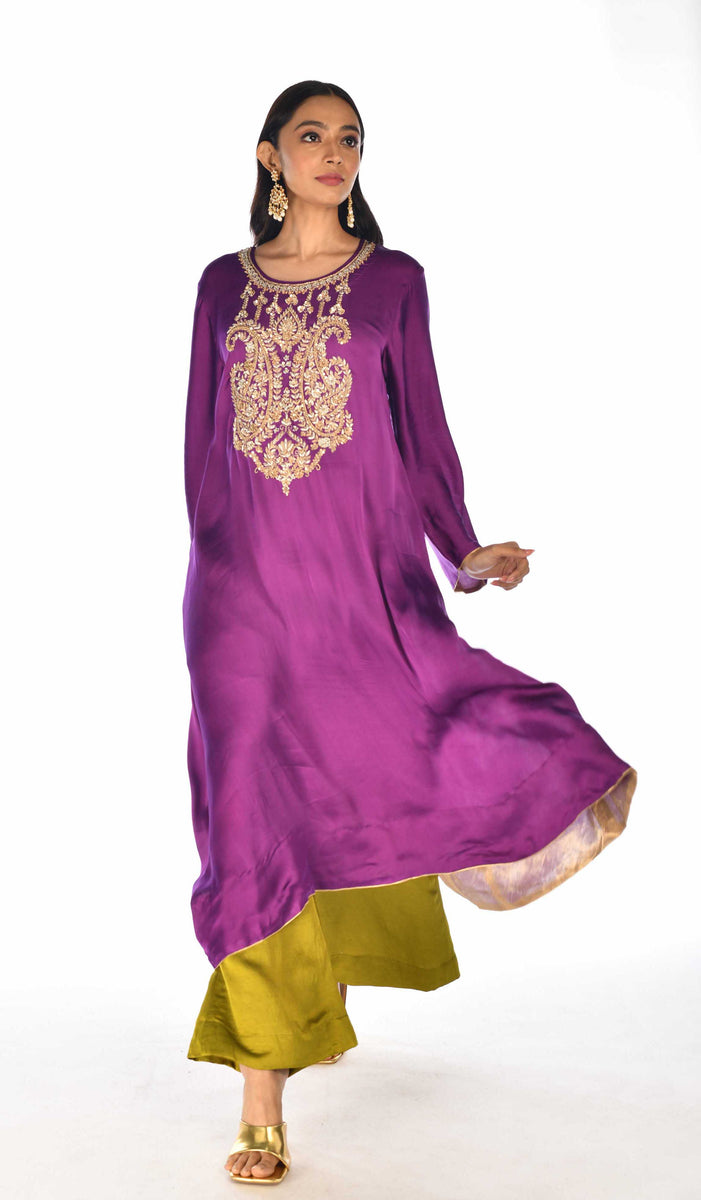 Embroidered Kurta Set – Isadaa