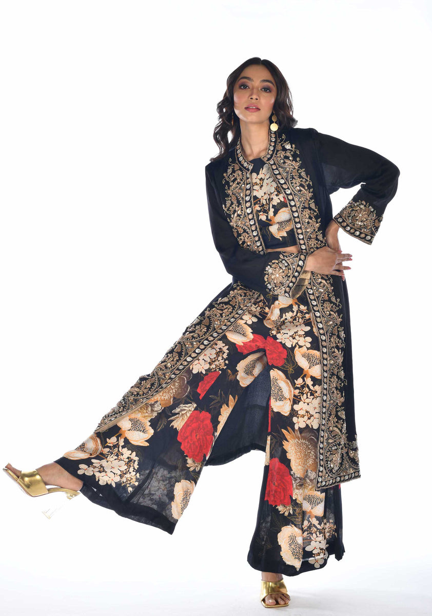 Embroidered Cape Set – Isadaa