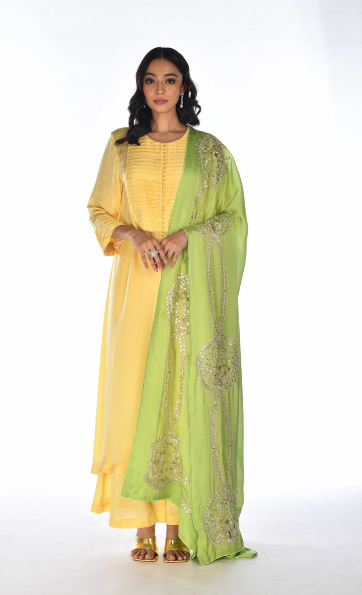 Embroidered Kurta Set – Isadaa